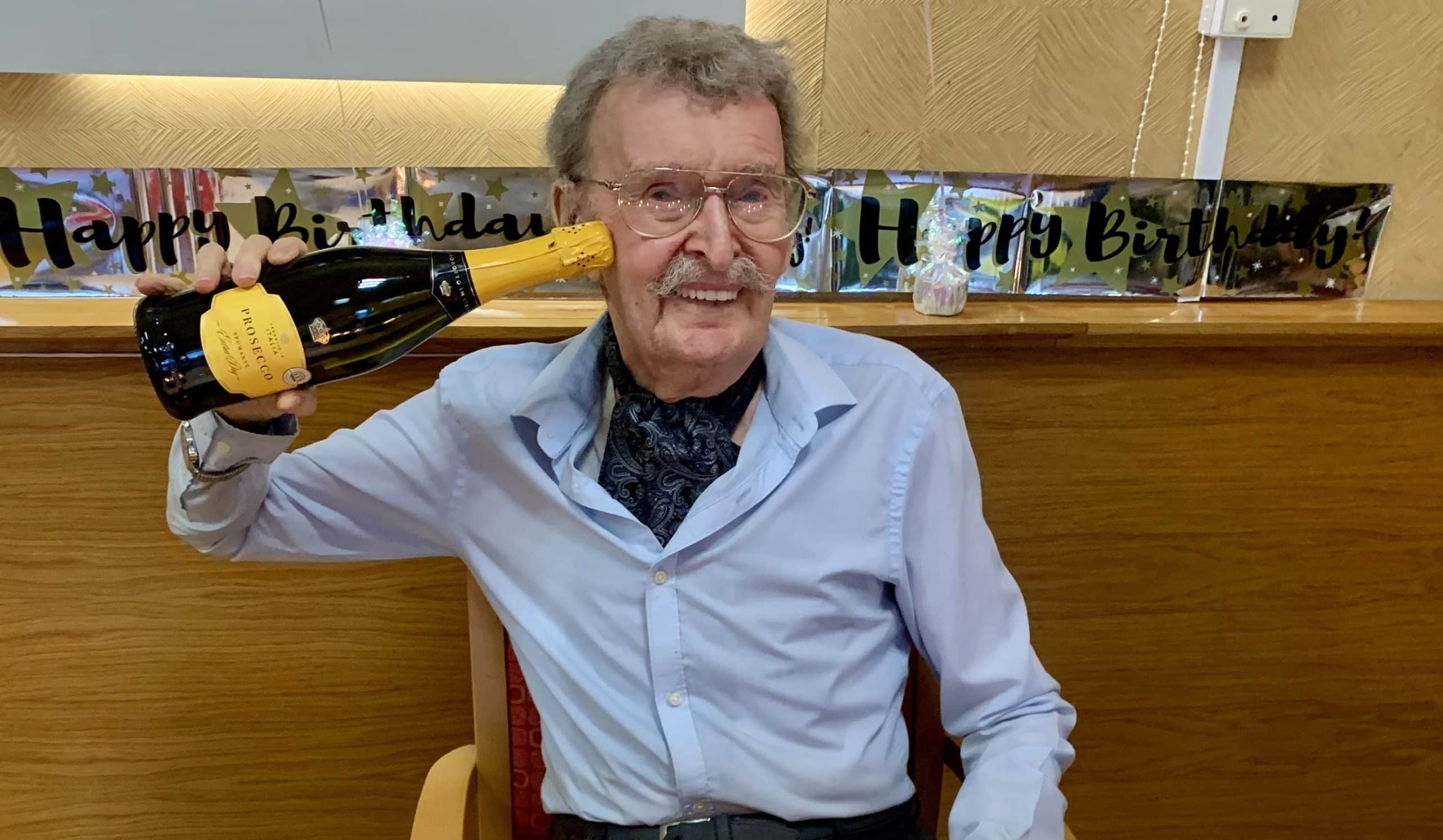 Queen Elizabeth Court magical resident celebrates 100th birthday - RMBI