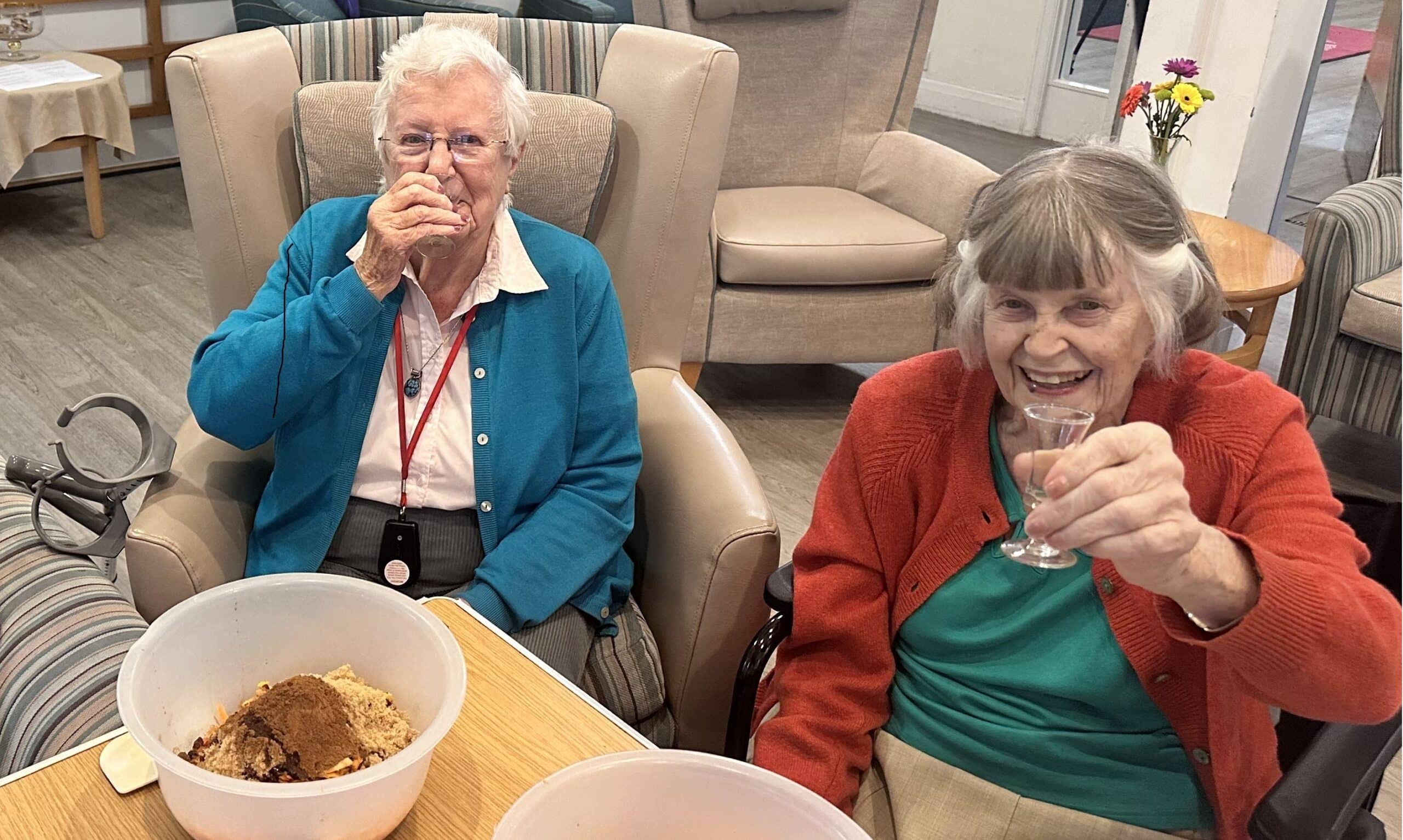 Christmas shines at Shannon Court as residents whip up traditional ...